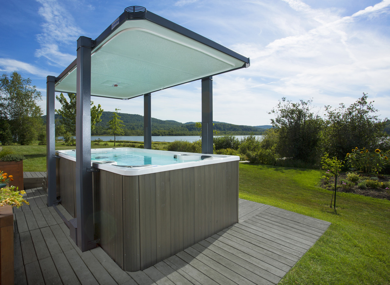 Custom Hot Tub and Swim Spa Covers | Master Spas of Wisconsin